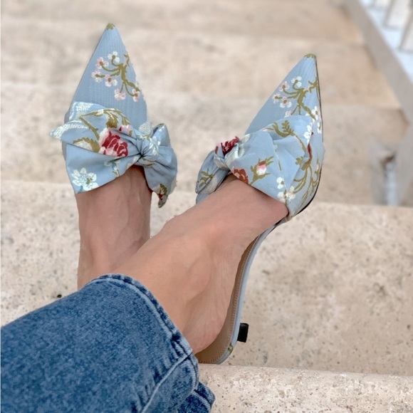 brock collection | Shoes | Brock Collection Tabitha Simmons Floral ...